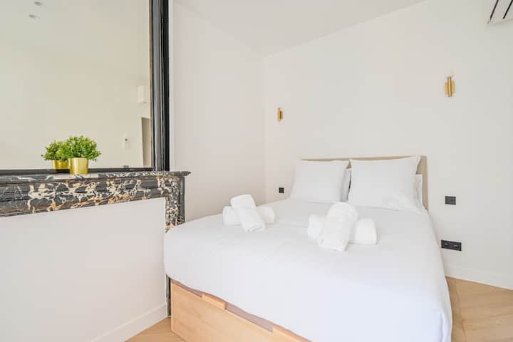 Sumptuous & Serene Parisian Flat - Bastille