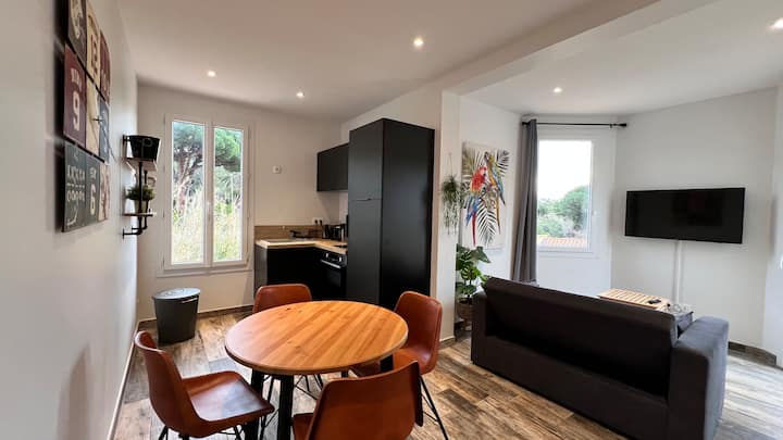 T2 44m2, 4prs, 300m De La Plage - Le Lavandou