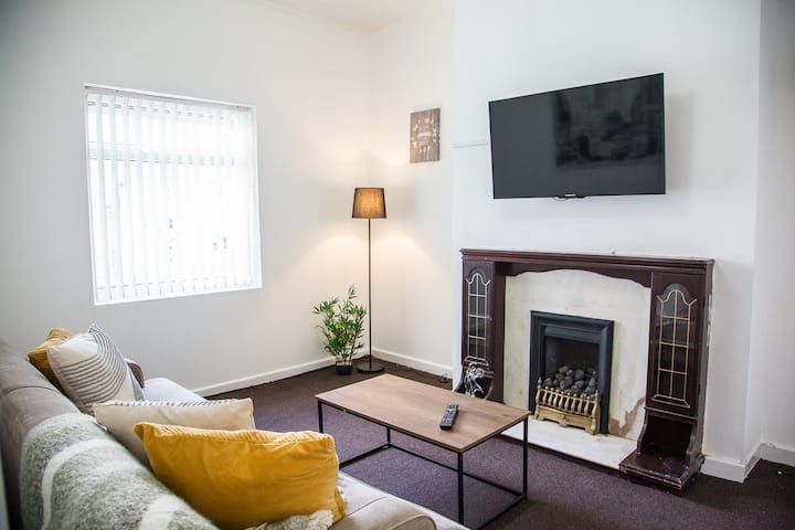 6 Beds | Up To 22% - Contractors Dream - Liverpool - Liverpool