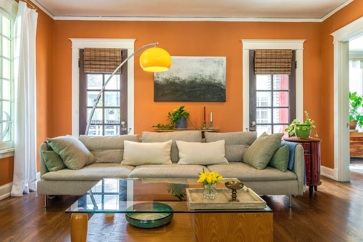 Eclectic Historic Bungalow - Riverside Drive – Fort Worth
