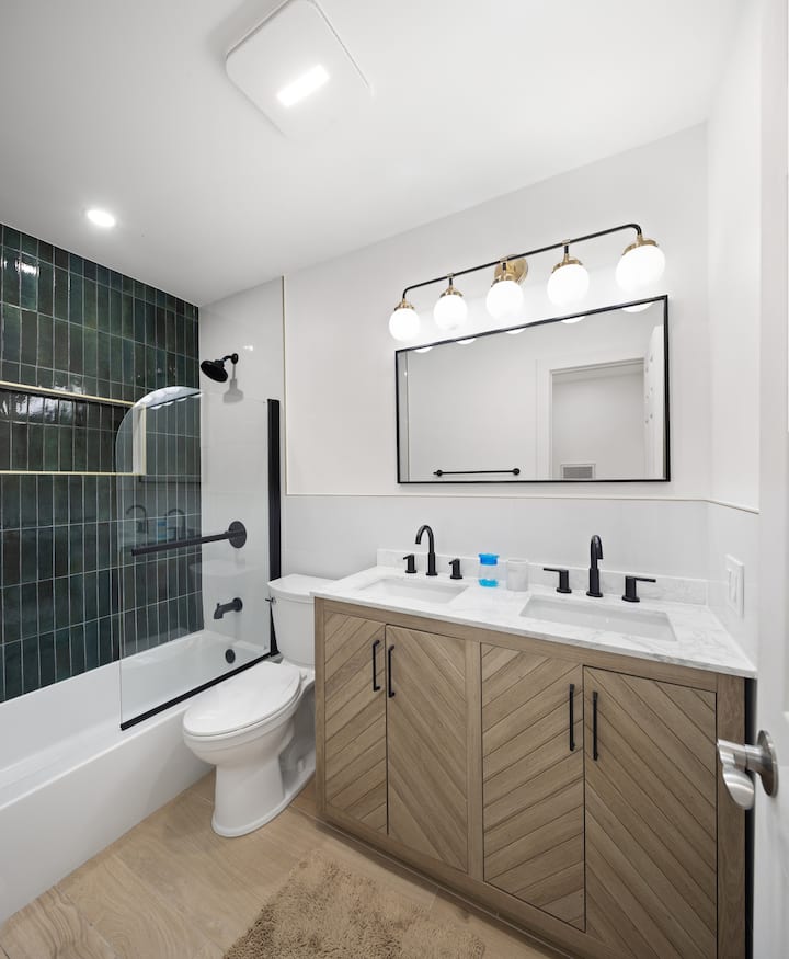 New Development Near Jfk (Professionally Designed) - New York City