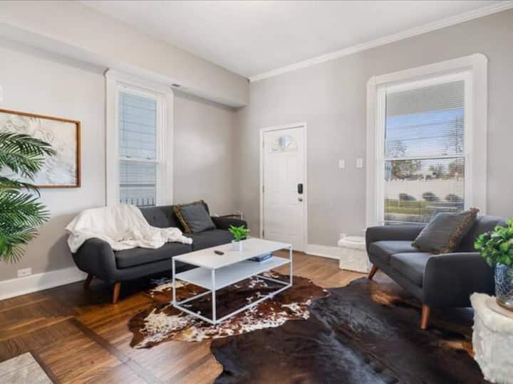 Chic 6br Retreat:10 Beds 3.5 Baths For Groups - 인디애나폴리스
