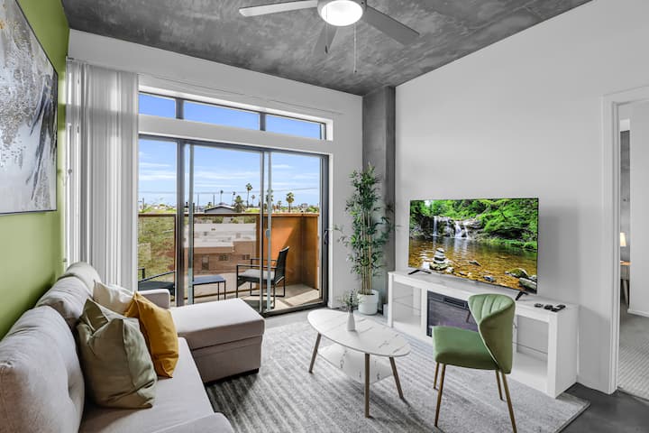 Free Garage Parking|centric 2br |In Heart Of Dtphx - Phoenix