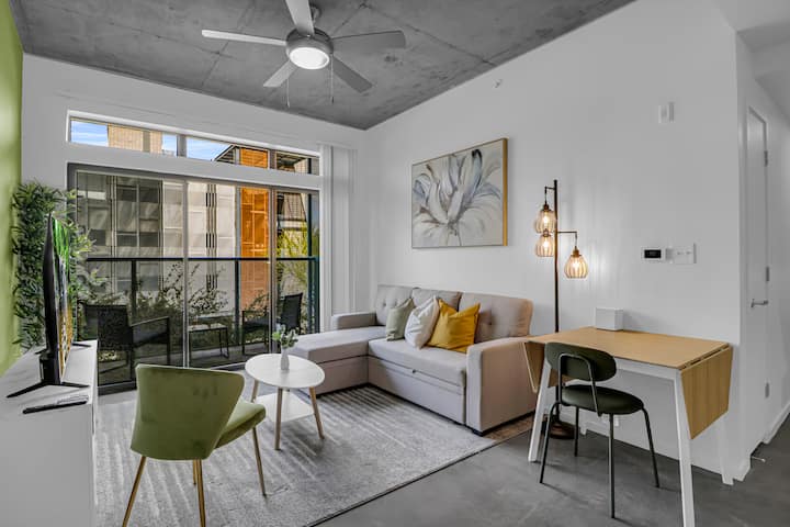 Free Parking & Pool|centric 3br |In Heart Of Dtphx - Chase Field - Phoenix