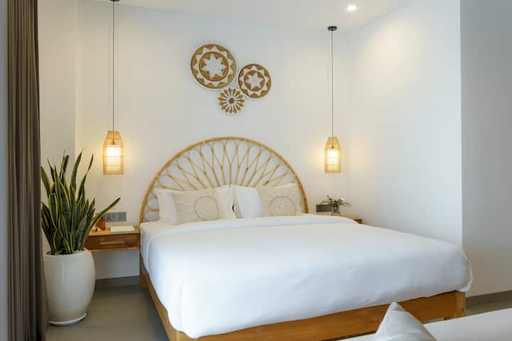 The Emerald | Berawa Studio With Balcony - Bali
