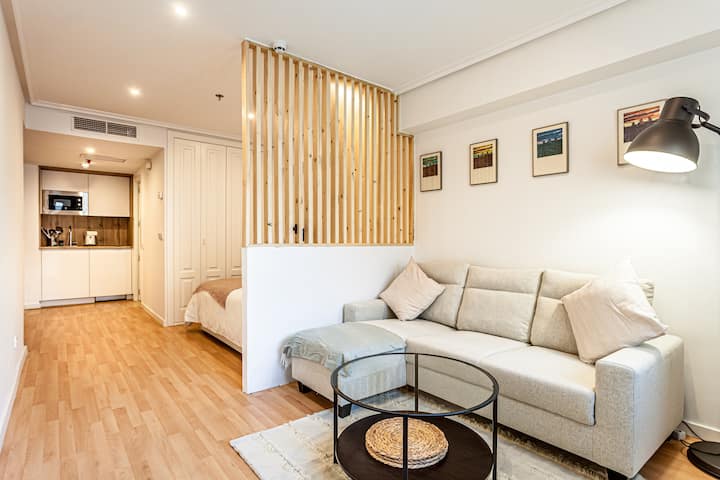 Céntrico Loft En Calle Almagro - Madrid