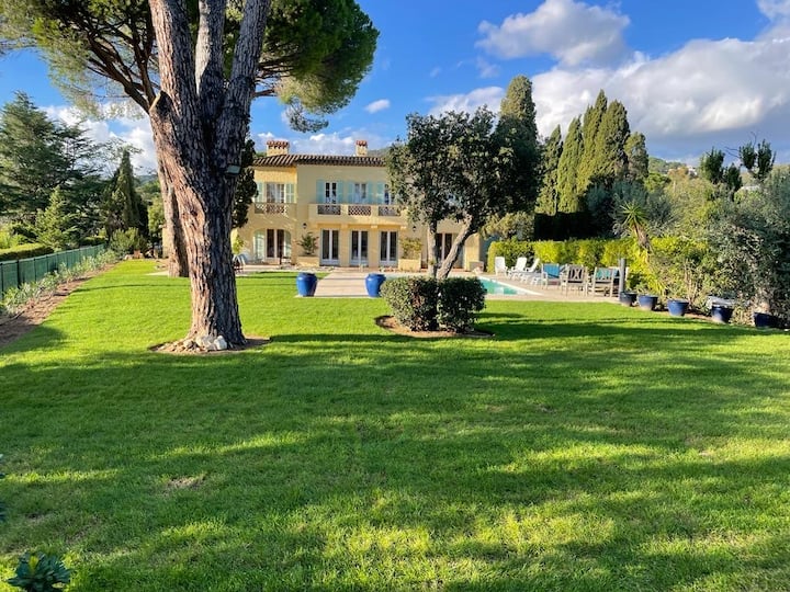 Chambre Tulipe Dans Magnifique Villa De Grimaud - Saint-Tropez