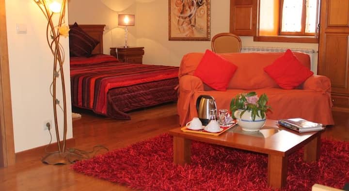 Solar De Rabal Turismo Rural_ Suite Malmequeres - Bragança