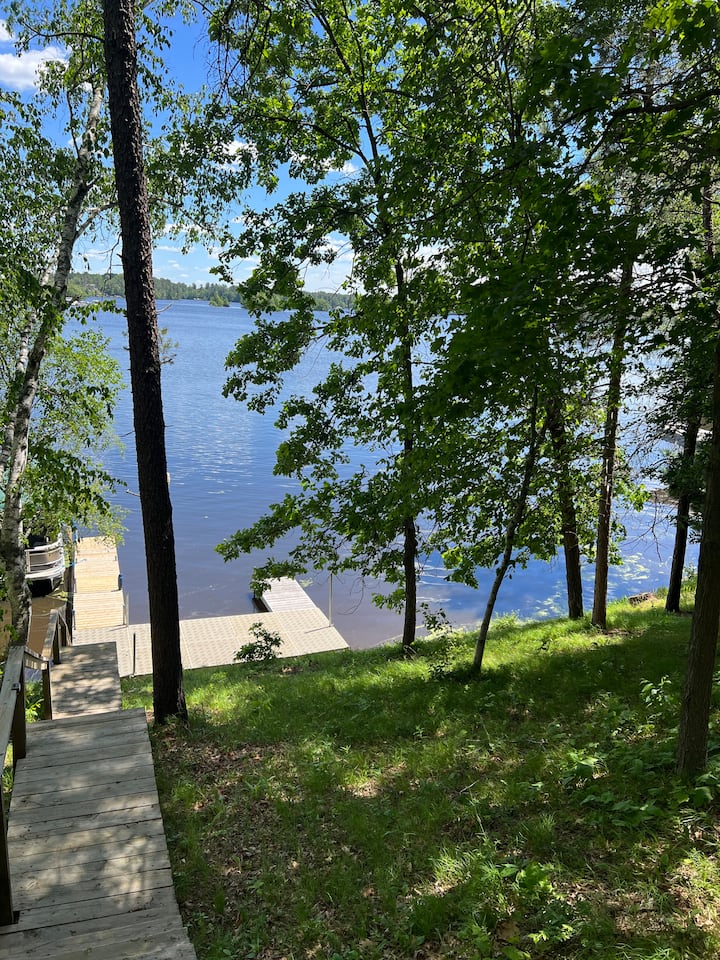 Dunbar Lodge On Lake Ojaski - Rice Lake, WI