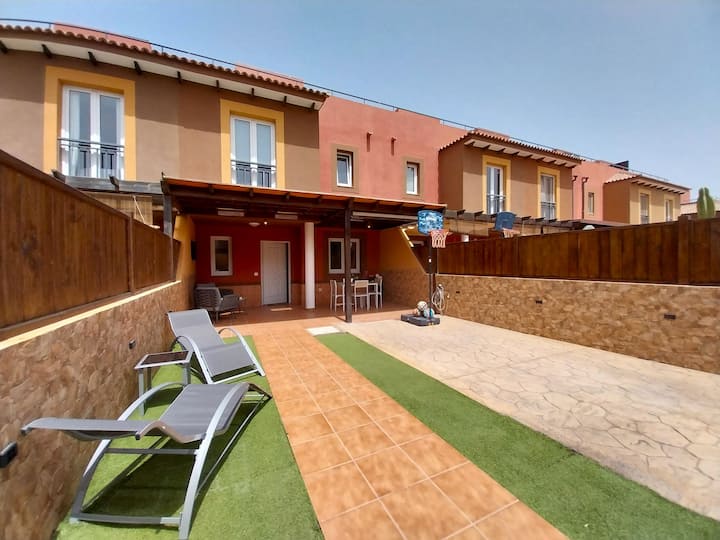 Bubela/ Wifi/bbq/terraza/piscina - Fuerteventura
