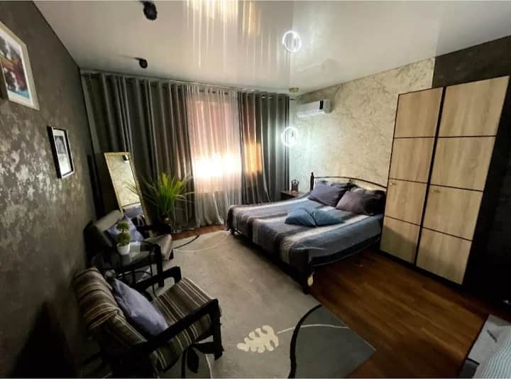 Большой дом для семьи или мероприятия - Bishkek