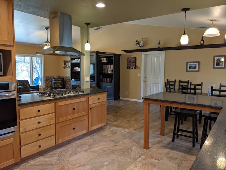 Quail Rock- 3br Home Near Yosemite - Oakhurst, CA
