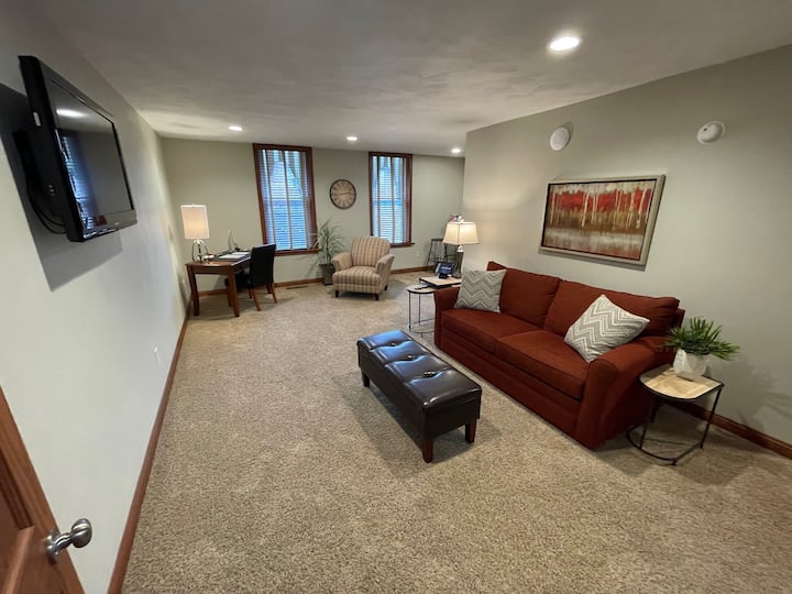 1 Bedroom Apartment (E) With Hotel Services - Greenville, OH