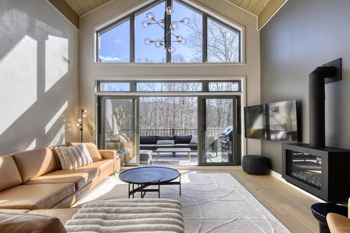 The Apex - Luxury Tremblant Retreat Near Village - Mont-Tremblant