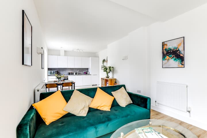 Contractors/families/royalvetcollege/park Free/m25 - Barnet