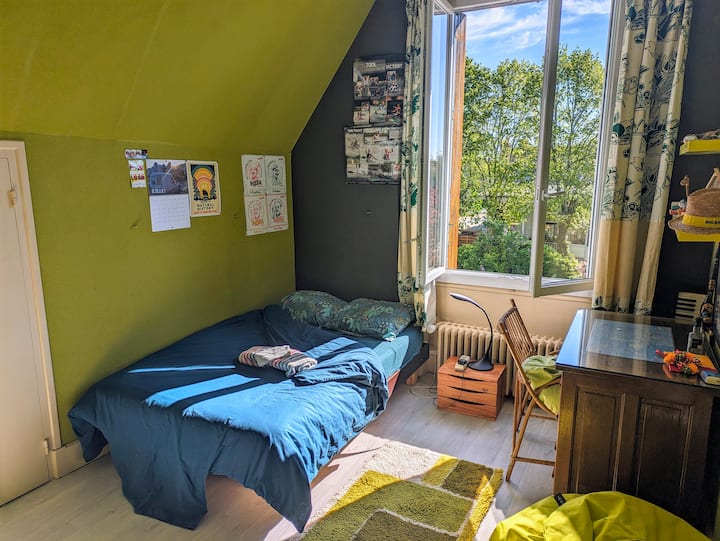 Toujours Calme Et Central - Nevers