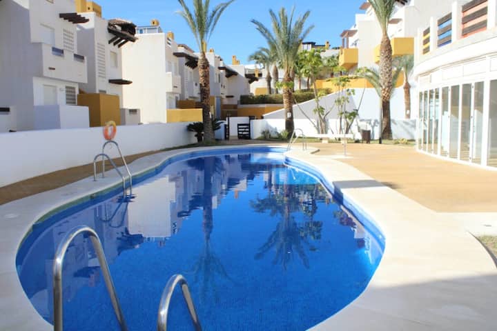 Appartement Cosy - 2 Terrasses - 5 Piscines -Padel - Vera