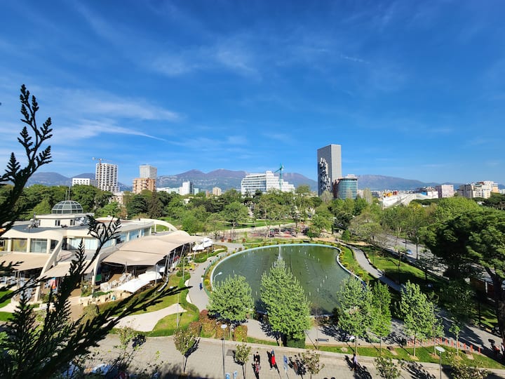 Central Tirana Apartment Getaway - Tirana