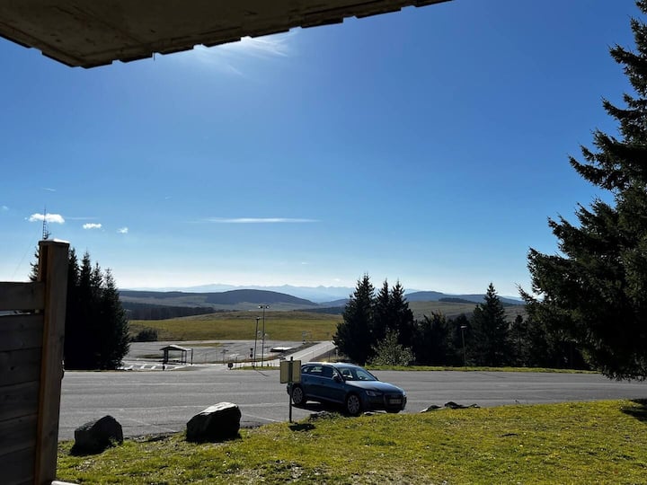 Appt 1ch Avenue Sancy 4/5pers Piscine/vue Montagne - Besse-et-Saint-Anastaise
