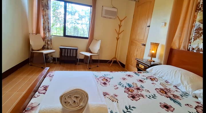 Cozy Room For 2 With Wi-fi And Mountain View - Moalboal
