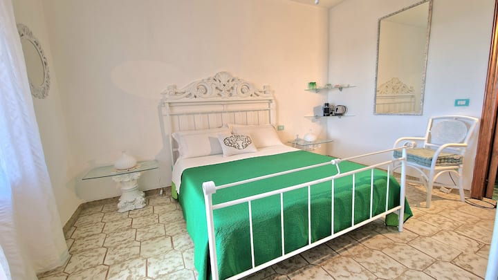 Camera Matrimoniale, Room Vista Mare Mozzafiato - La Maddalena