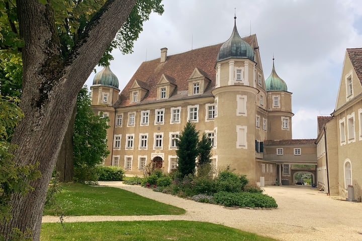 Schloss Hürbel - All Suites - Ochsenhausen