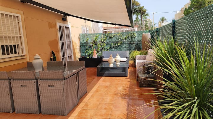 Bajo Con Patio Junto Playa San Juan B - Alicante