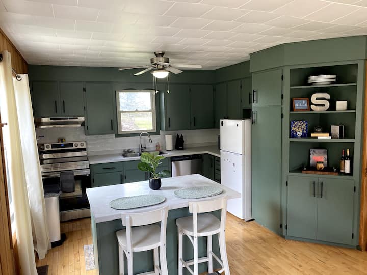 5 Star Summer House Near Beach And Golf Course - Stanhope, PE, Canada