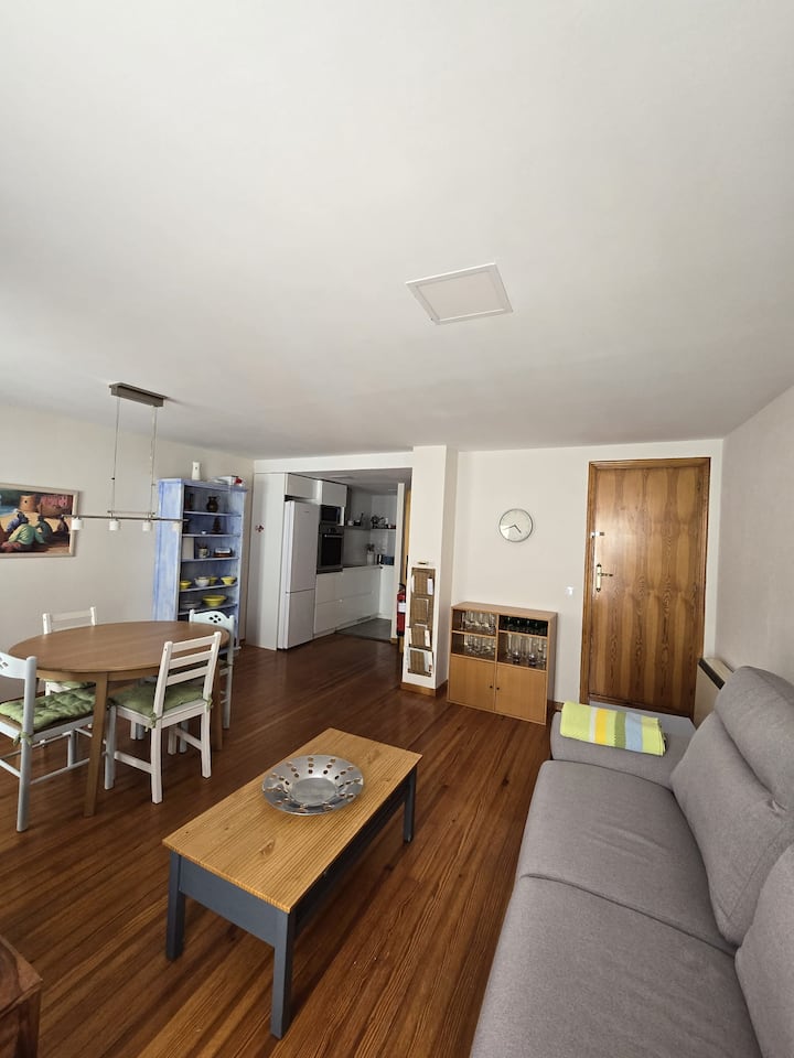 Vivienda De Uso Turístico-la 09/506 En El Centro - Burgos