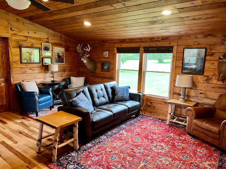 Coldbrook Cabin • Finger Lakes, Fields & Colleges - Tully Lake, Tully