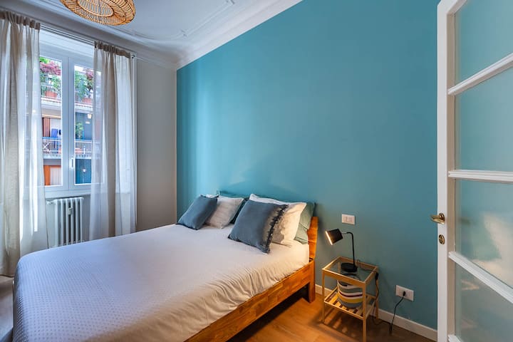 Domo   K O M F O R T A - Milan