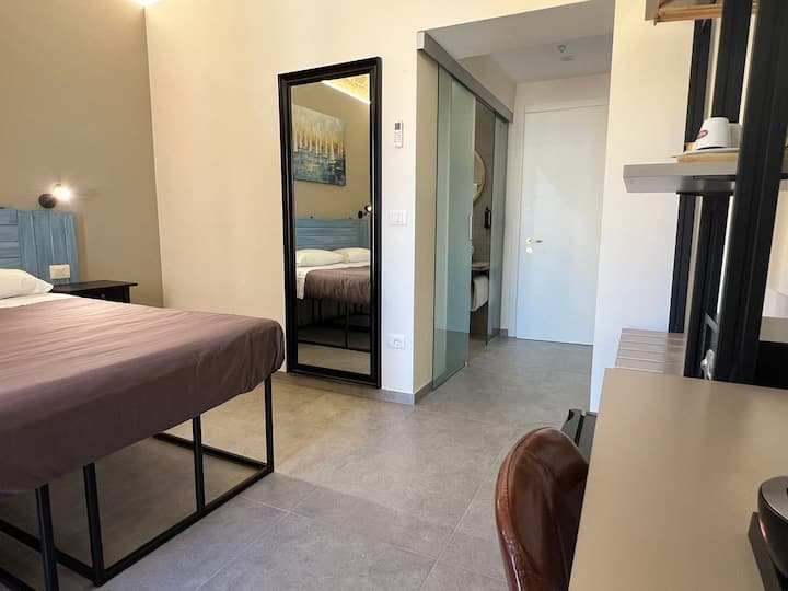 Pescaramare Room Double/twin Centrally Located - Montesilvano