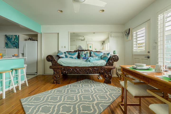 Venice Canals Cozy Apartment - Los Angeles