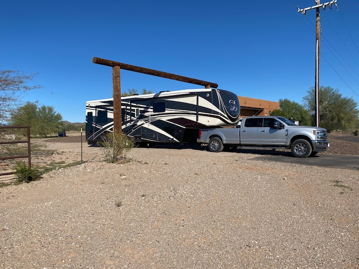 Ct & Jro Desert Oasis - Peoria, AZ