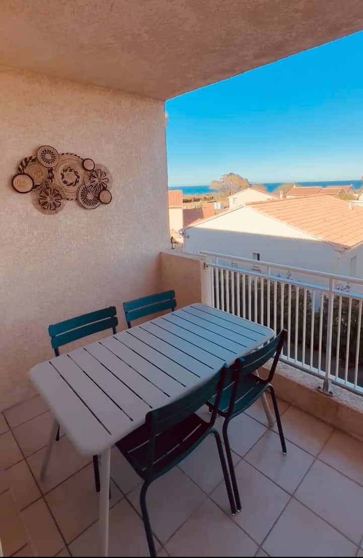 Charmant T2 Rénové Avec Vue Mer - Korsika