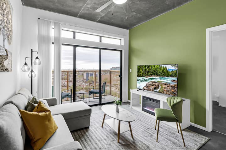 Free Garage Parking|centric 2br |In Heart Of Dtphx - Phoenix, AZ