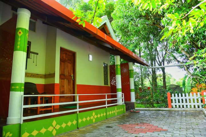 Tt, Badminton, Archery W/ Wifi In Coffee Estate - Chikmagalur