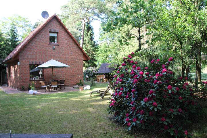 Ferienhaus Am Waldesrand - Hude