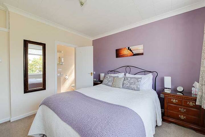 Room 4 The Coast Yard (No Dogs) - Selsey