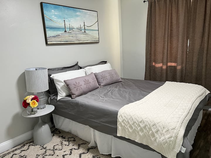 Cozy, Warm, Close To Everything - Wilmington, DE