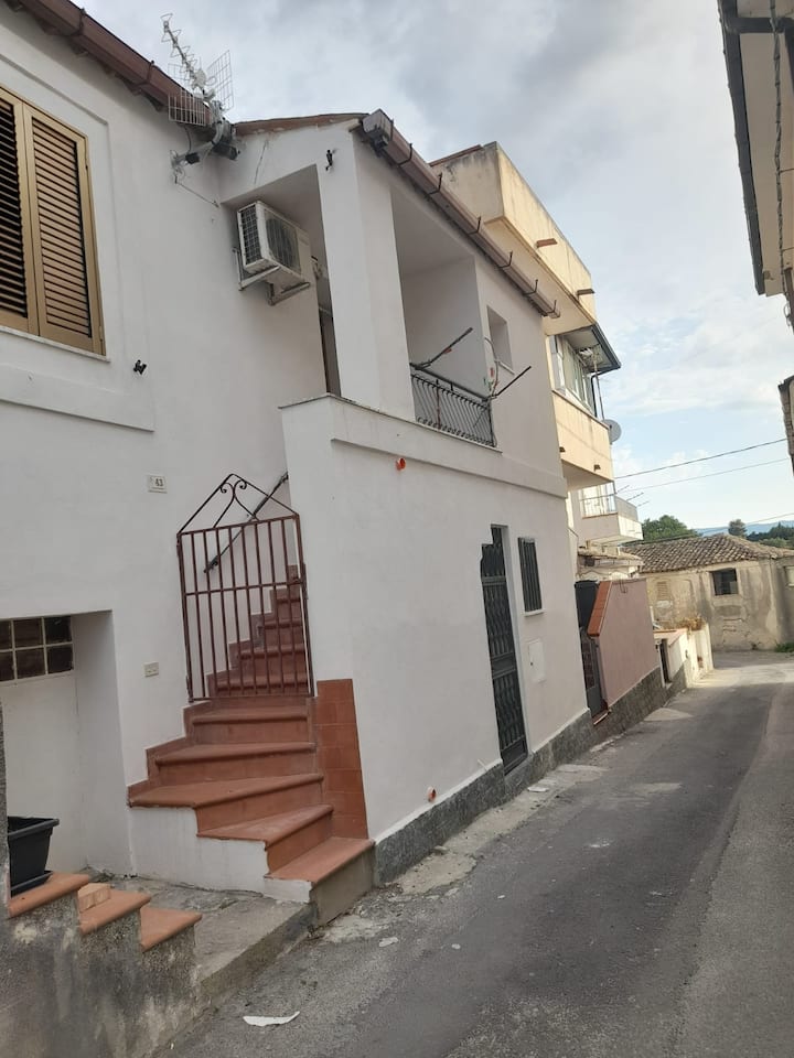 Erasippe Alborgo Moschetta - Siderno