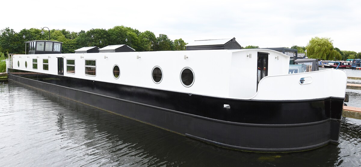 England Houseboat Holiday Rentals - United Kingdom | Airbnb