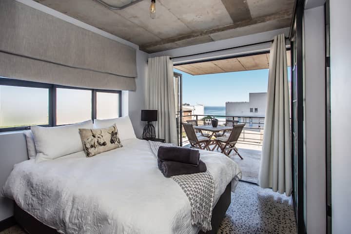 Stunning Beachfront Studio In Cape Town! - Parklands