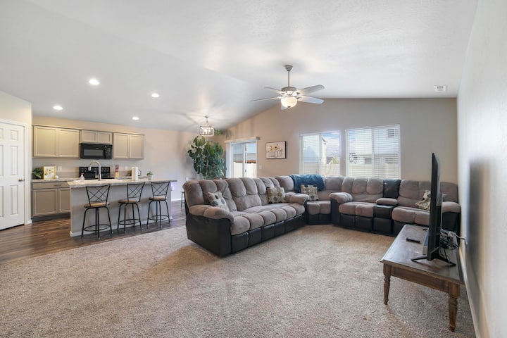 3 Car Garage Twin Falls House, Rv Parking - Twin Falls, ID