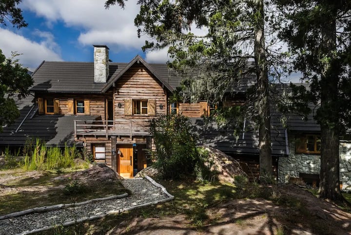 Villa Luxury Arelauquen - Bariloche