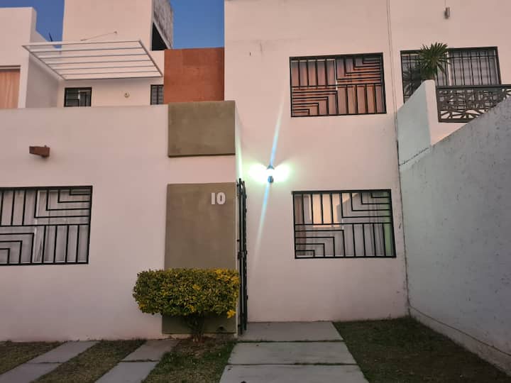 Casa Para Descanso O Trabajo - San Juan del Río