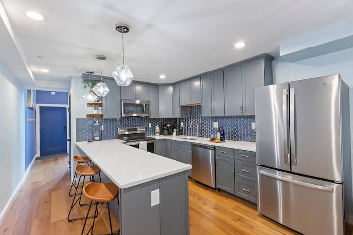 Stylish & New | Pet Friendly | Walkable Downtown - Annapolis, MD