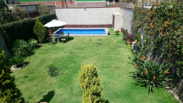 Casa Con Alberca Y Jardín Privado - Cuernavaca