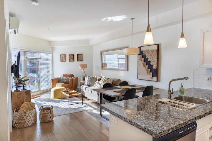 Resort Stay In West Kelowna! - West Kelowna
