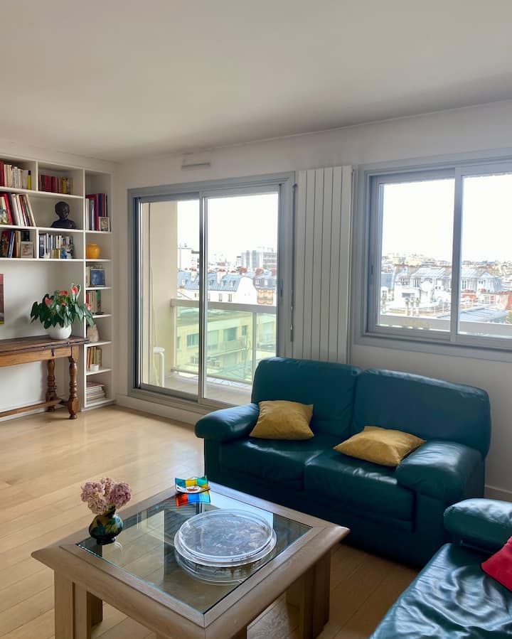 Bel Appartement Dans Le 11ème / Superbe Vue! - Paryż